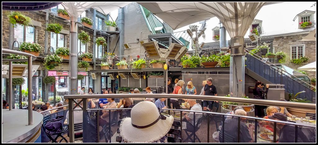 Le Jardin Nelson – Montréal : Restaurant incontournable du Vieux-Montréal